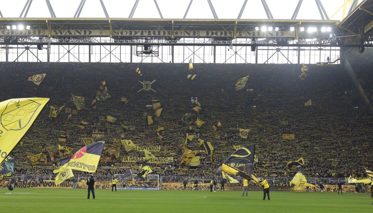 Incredible stadiums with best football atmosphere | From Boca Juniors ...