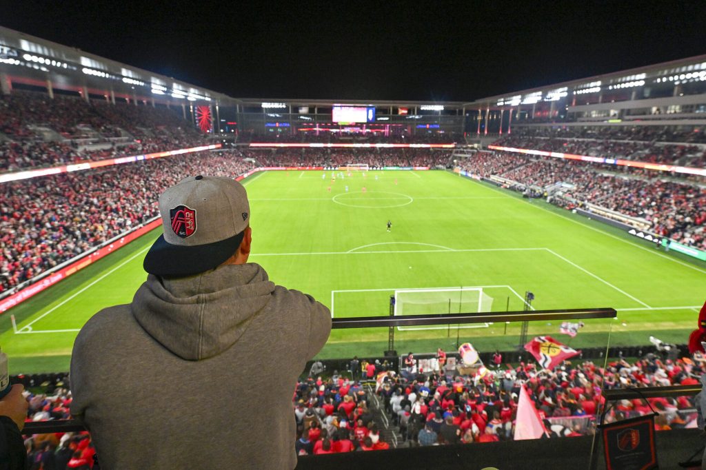Top 10 biggest football (soccer) specific stadiums in the USA