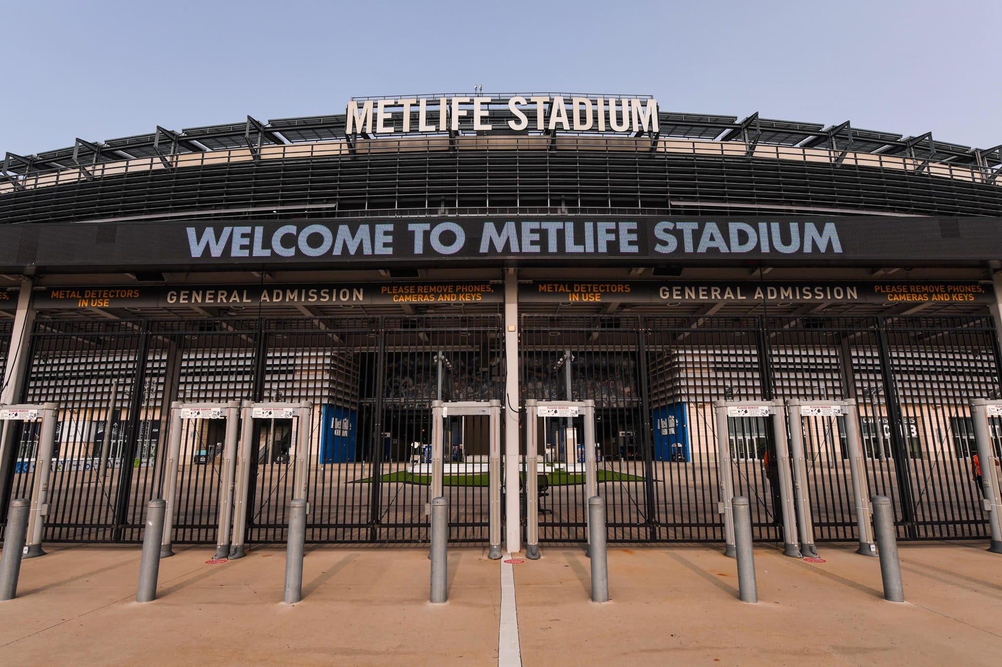 MetLife Stadium Guide