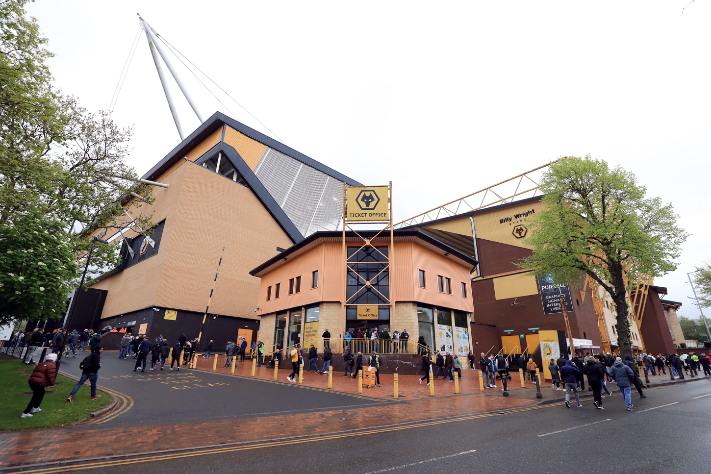 Molineux | Wolverhampton Wanderers FC | Historic home of Wolves since ...