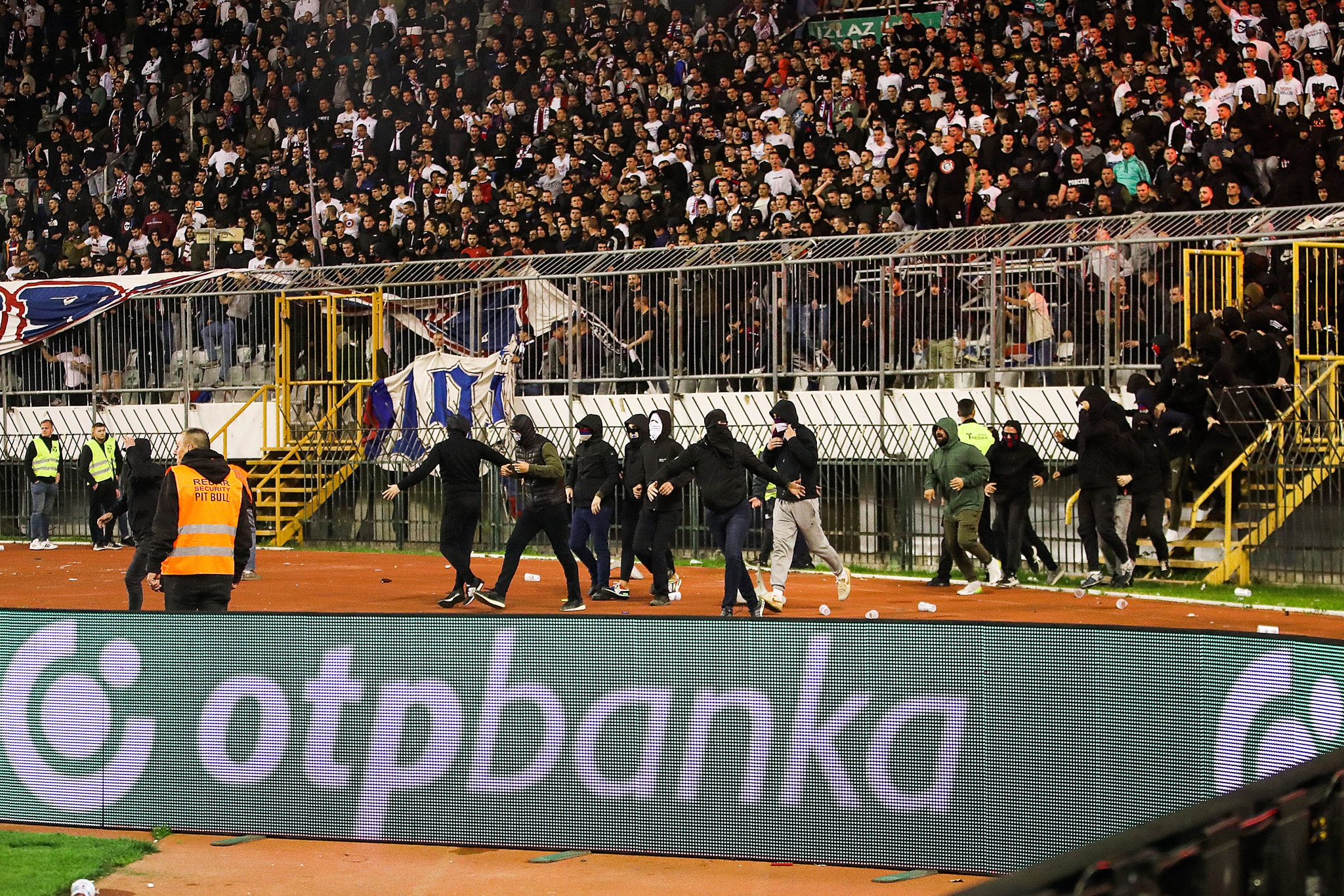 Fan violence in Split following Croatian Cup semi-final