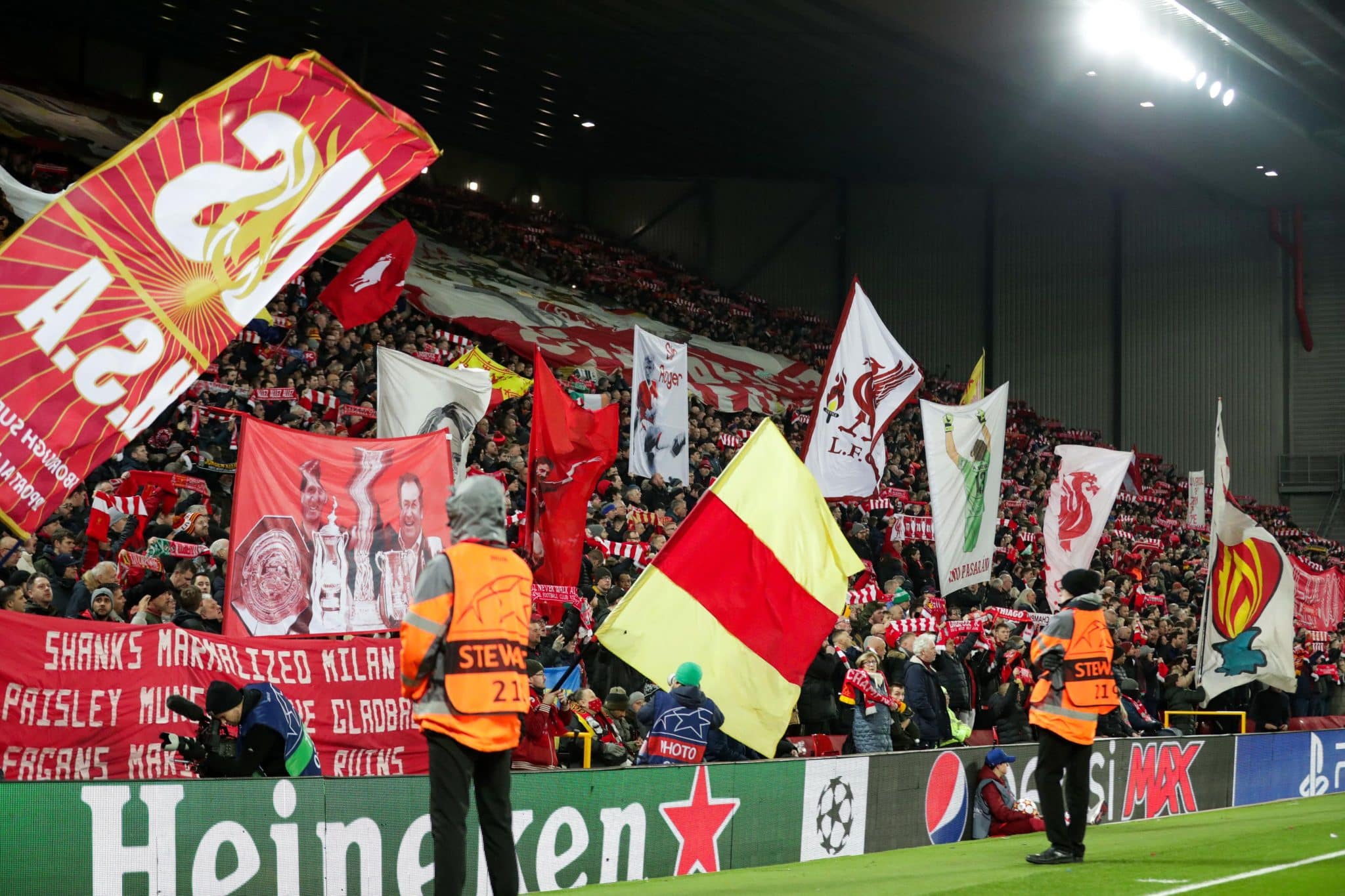 Liverpool fans to remove Kop flags in ticket price protest